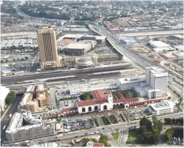 Metro Looking Into Two Bikeway Connections to Union Station ...