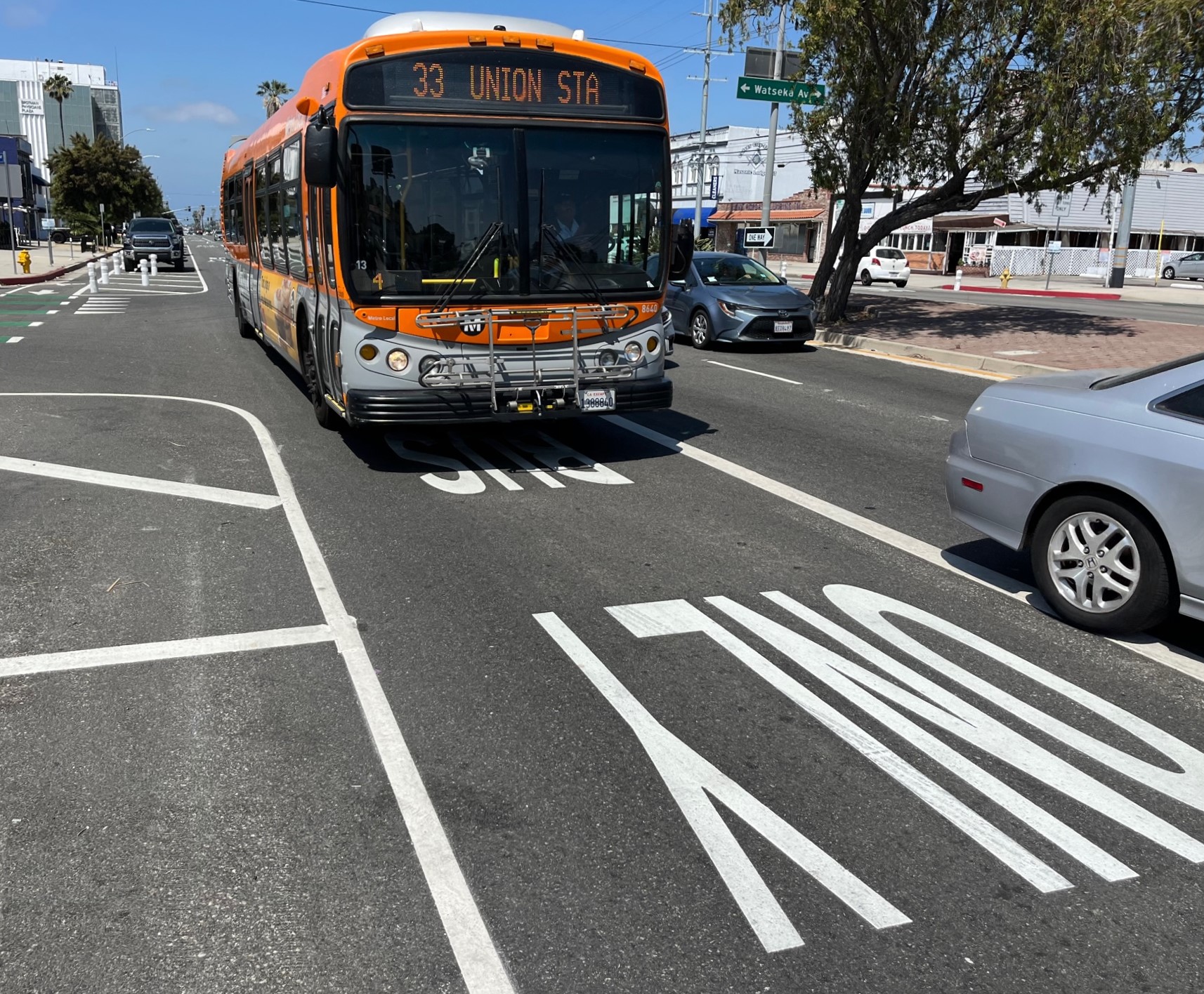 Venice Boulevard Bus and Bike Upgrade Project Completed - Streetsblog ...