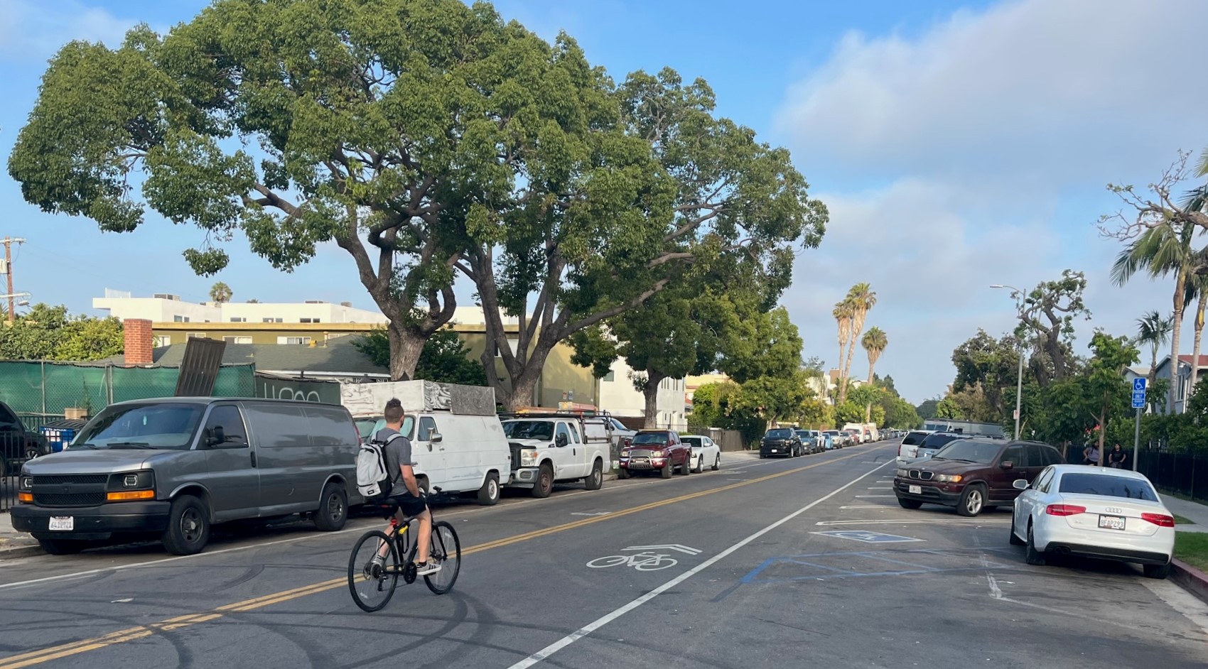 Eyes on the Street: Are L.A.'s Latest Worst Sharrows on Slauson Avenue ...