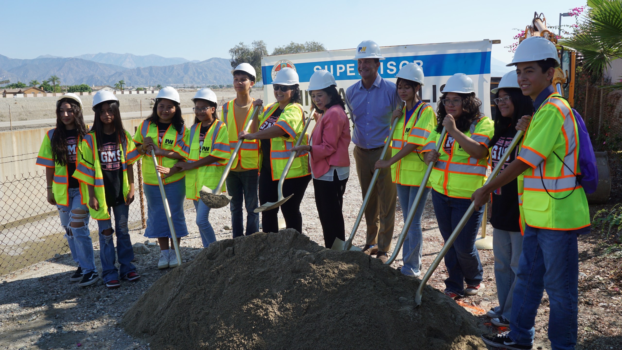 County Breaks Ground on Vincent Community Bikeway - Streetsblog Los Angeles