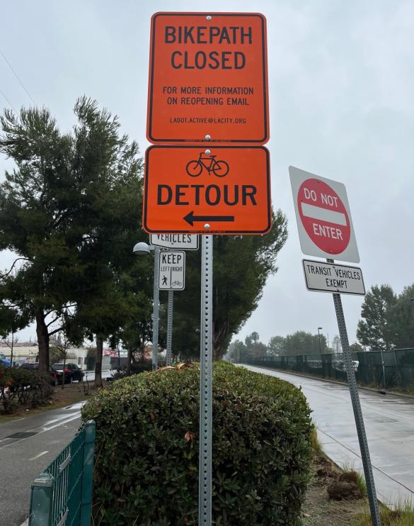 L.A. City Repairing L.A. River Bike Path along Griffith Park ...
