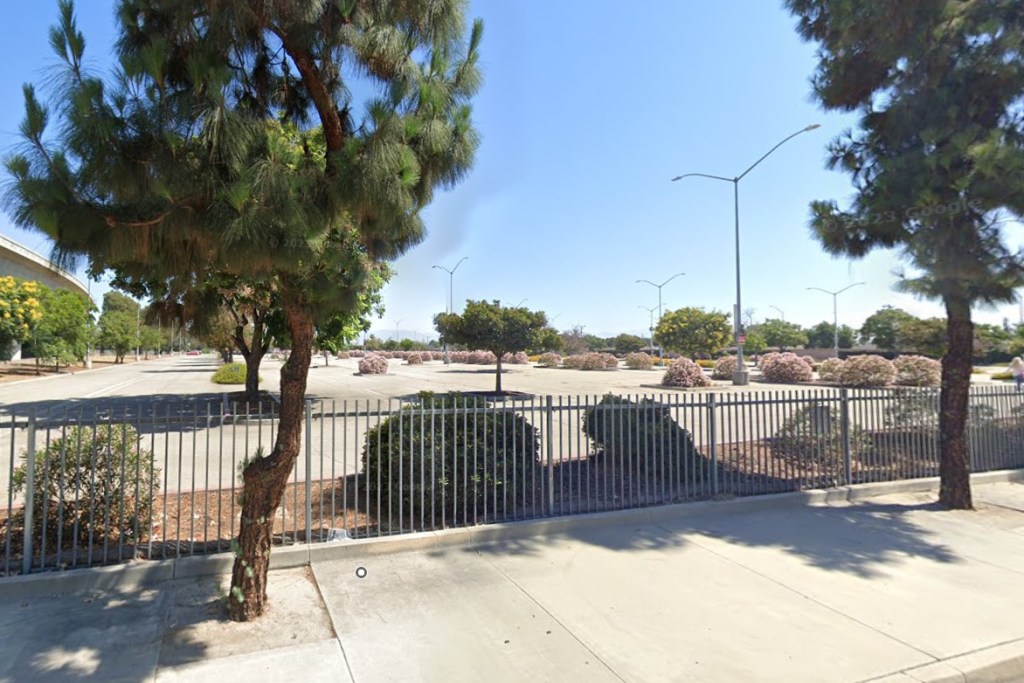 Open Space Starved Hollywood Breaks Ground on "Cahuenga Alley ...