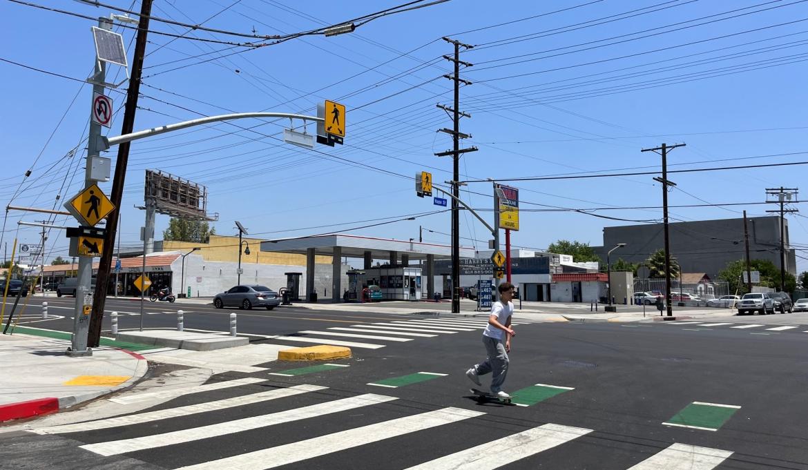 Eyes on the Street: Reseda Boulevard Complete Streets Project Completed ...