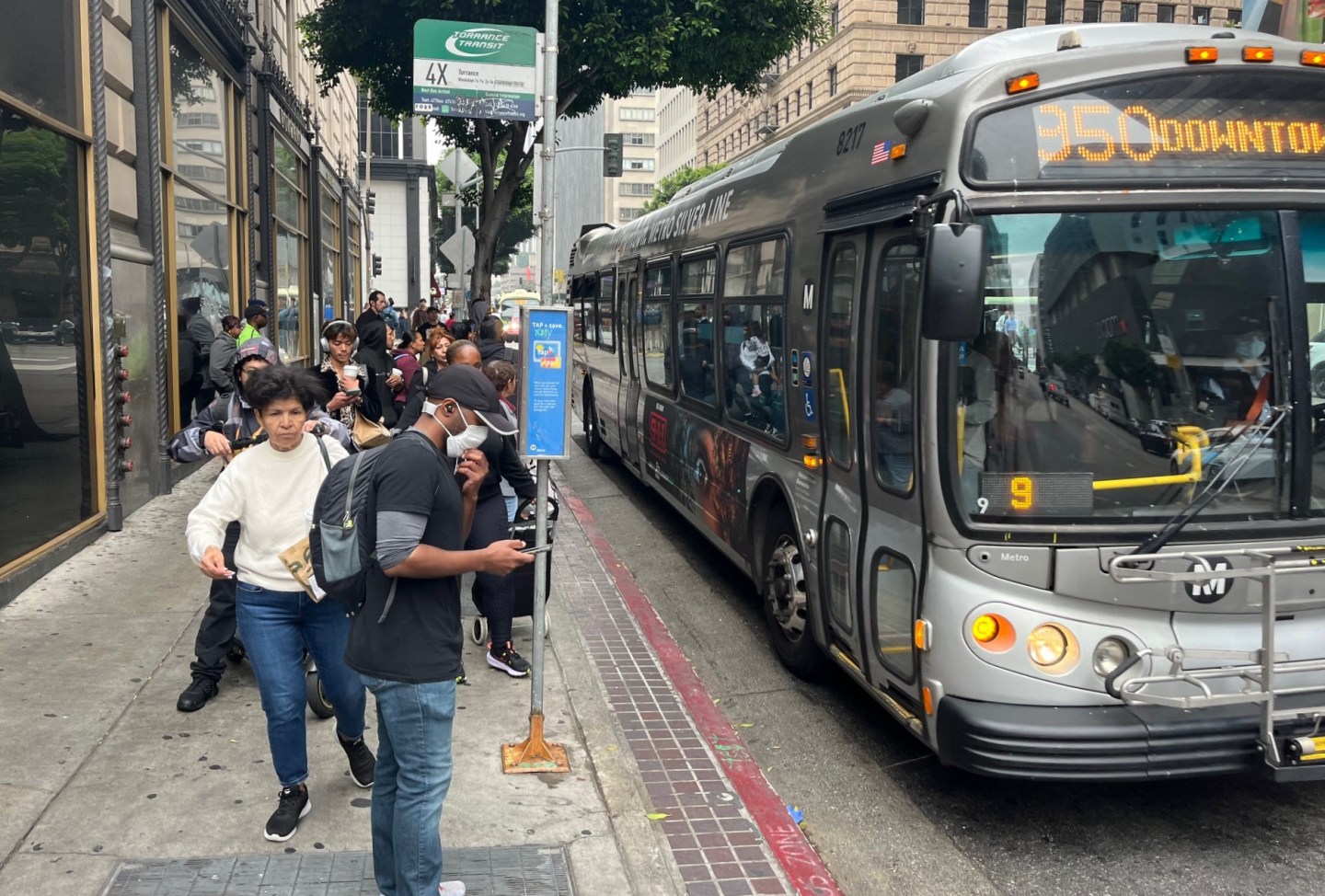 Metro Ridership Keeps Growing, with a Million Daily Riders in October ...