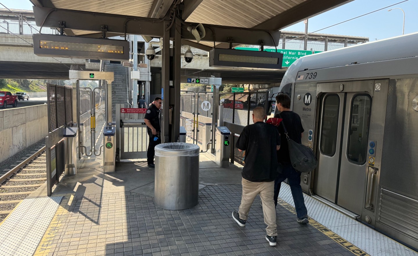 Eyes on the Station: Fortified Fare Gates Now Arriving at Metro Stops ...