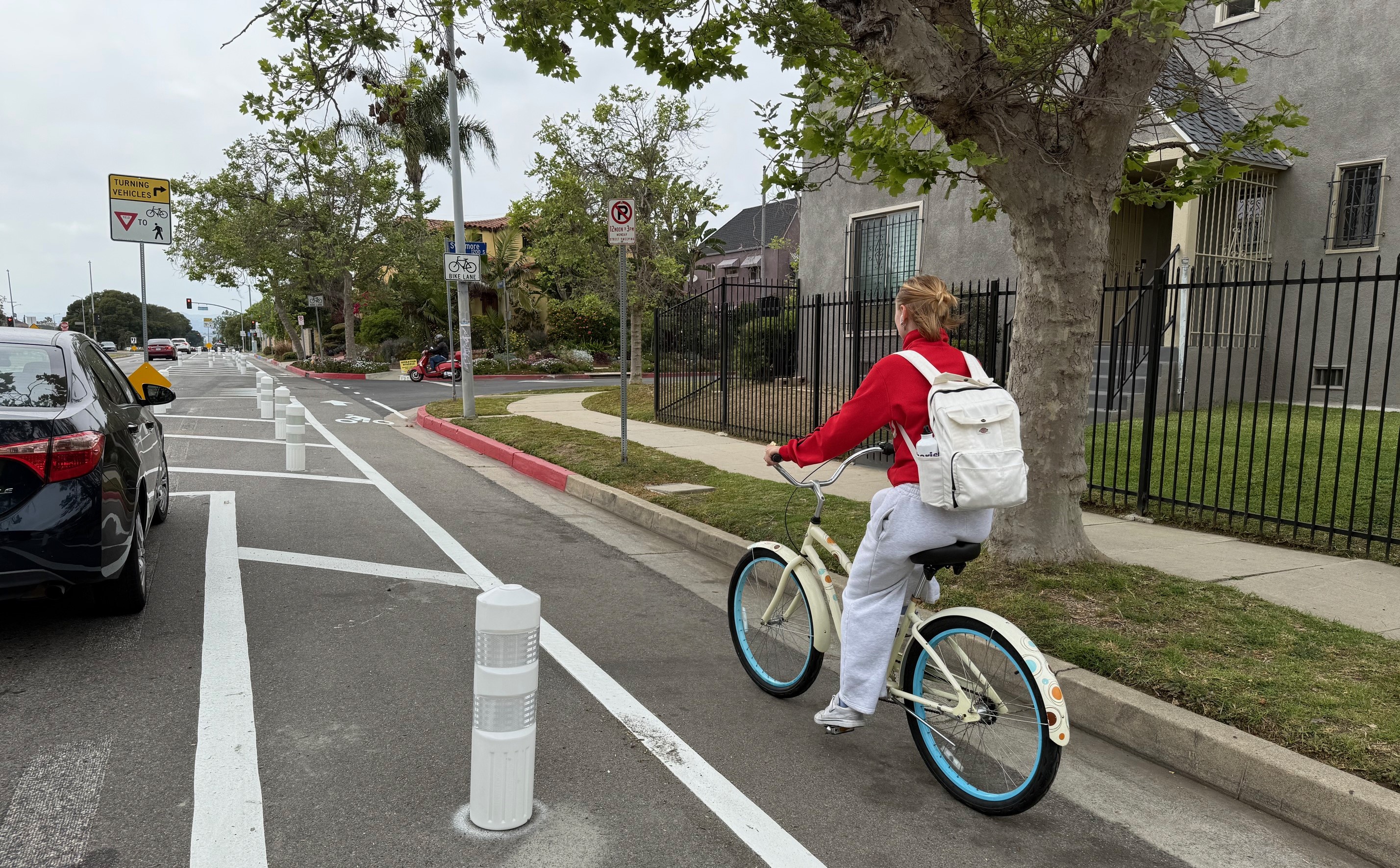 Eyes on the Street: New Protected Bike Lane on San Vicente Blvd ...