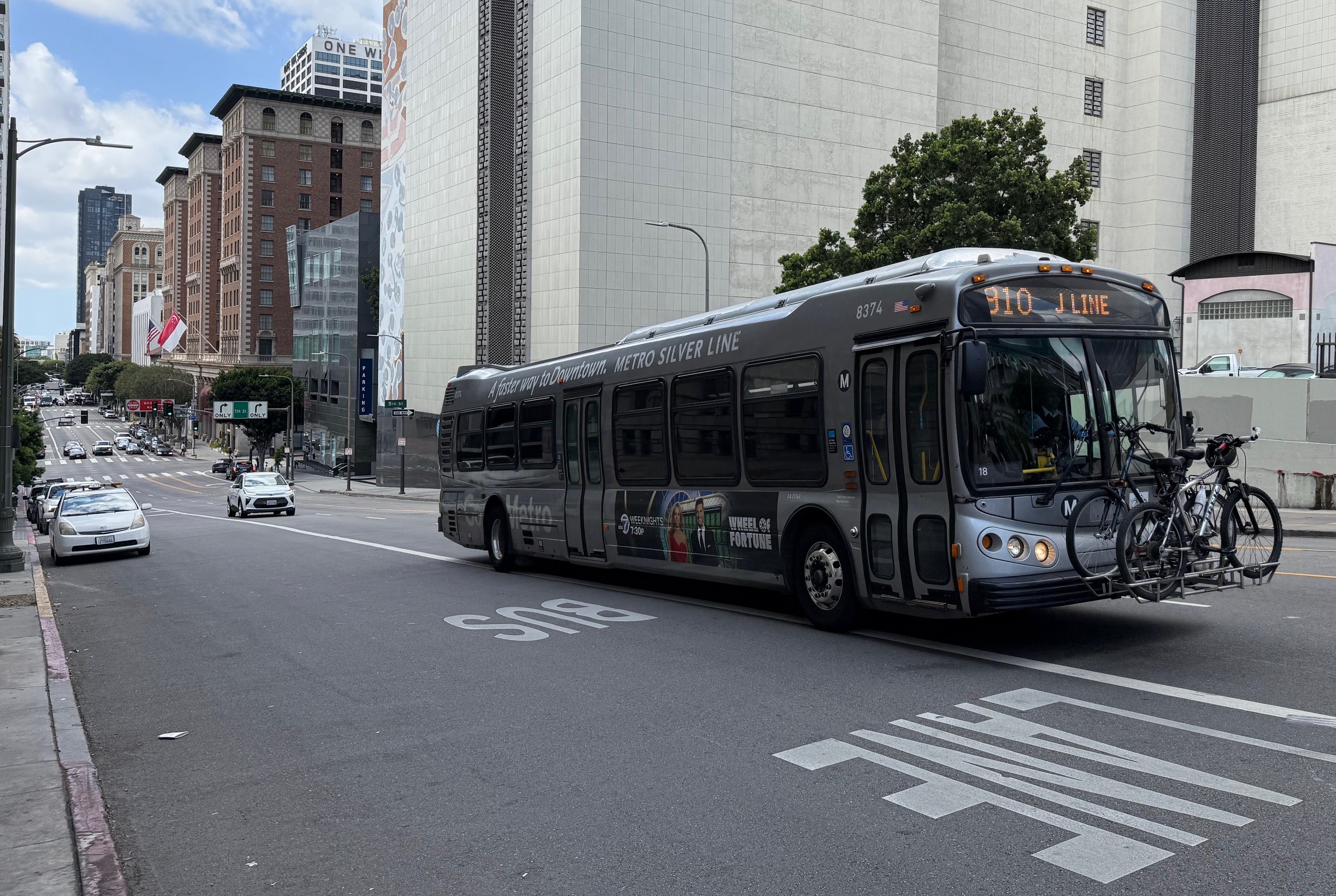 Metro Expands Bus Lane Automated Ticketing to Olive/Grand in DTLA ...