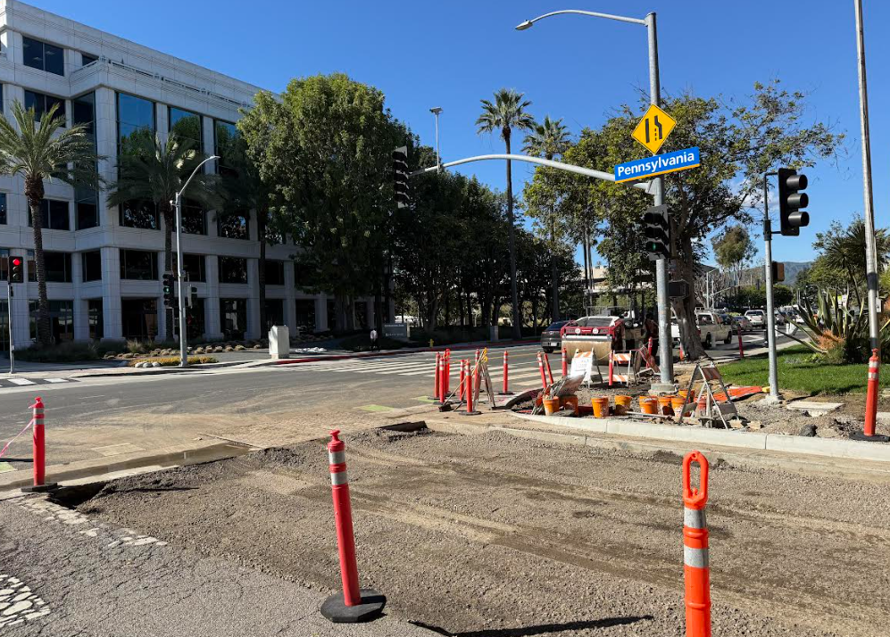 Eyes on the Street: Santa Monica Bergamot Station Bike/Walk Project ...